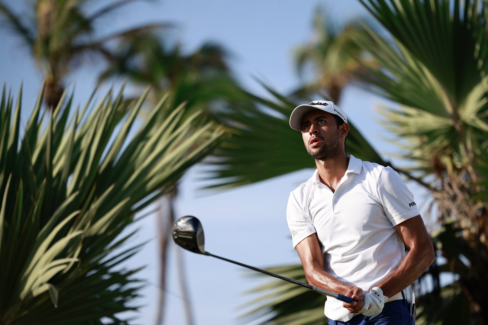 El mexicano Fernando Arzate toma ventaja en Tres Vidas - Golfshot MX